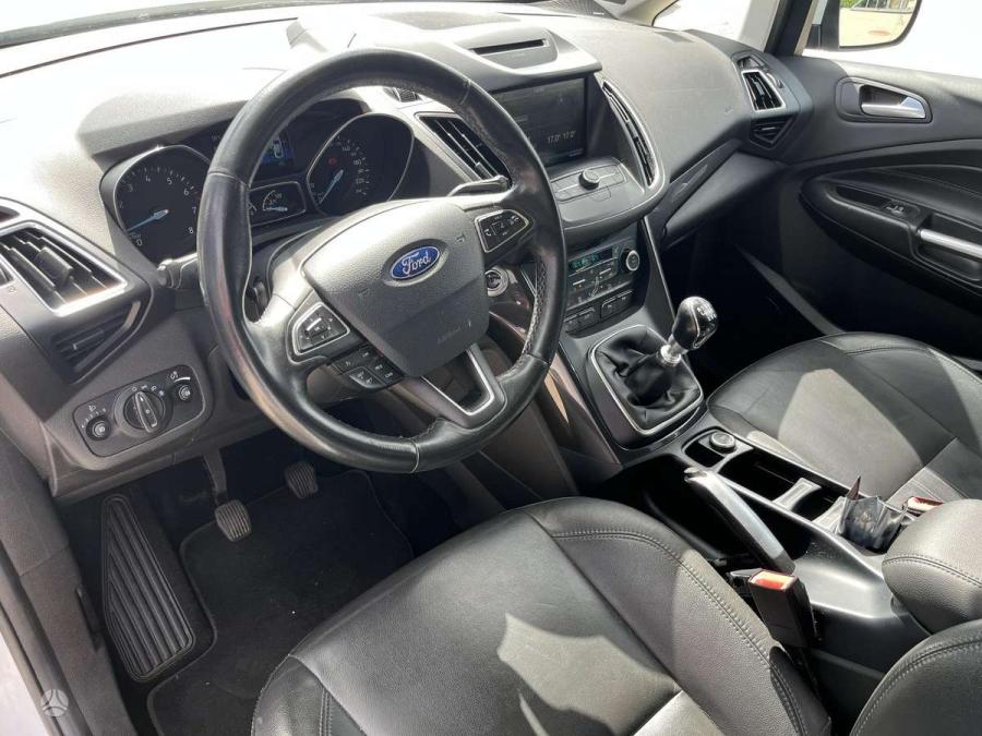 Balts Ford Grand C-MAX 2016 Tauragė, ar dzinēja tilpumu 1.00 L un nobraukumu 92 tūkst. km par 5900 €, foto 15 vietnē AUTOMOTO.COM.LV