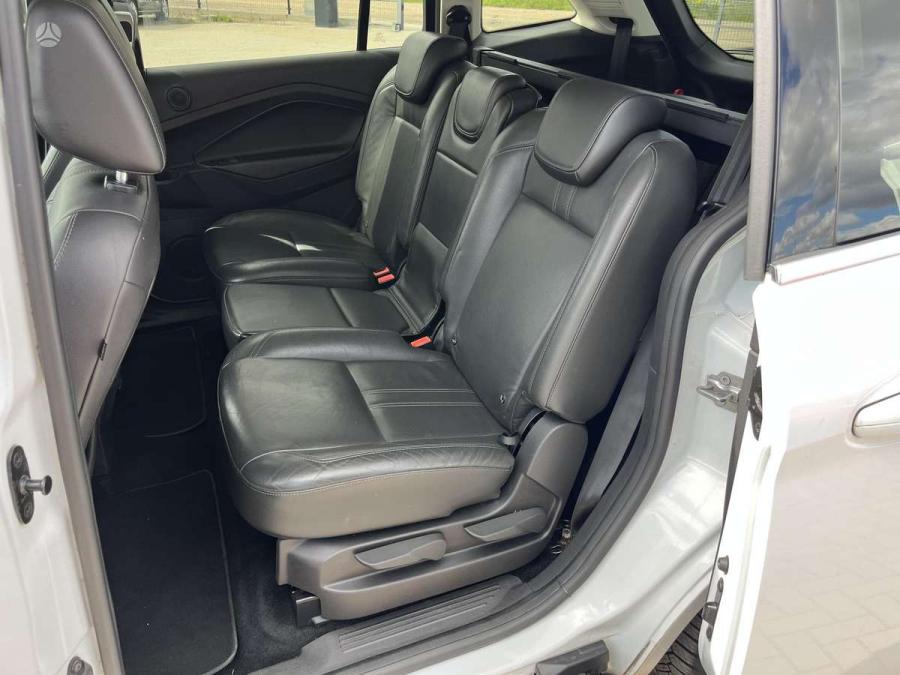Balts Ford Grand C-MAX 2016 Tauragė, ar dzinēja tilpumu 1.00 L un nobraukumu 92 tūkst. km par 5900 €, foto 16 vietnē AUTOMOTO.COM.LV