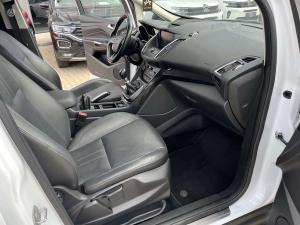 Balts Ford Grand C-MAX 2016 Tauragė, ar dzinēja tilpumu 1.00 L un nobraukumu 92 tūkst. km par 5900 €, foto 20 vietnē AUTOMOTO.COM.LV