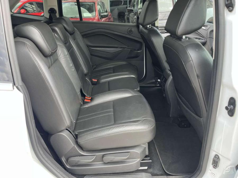 Balts Ford Grand C-MAX 2016 Tauragė, ar dzinēja tilpumu 1.00 L un nobraukumu 92 tūkst. km par 5900 €, foto 21 vietnē AUTOMOTO.COM.LV