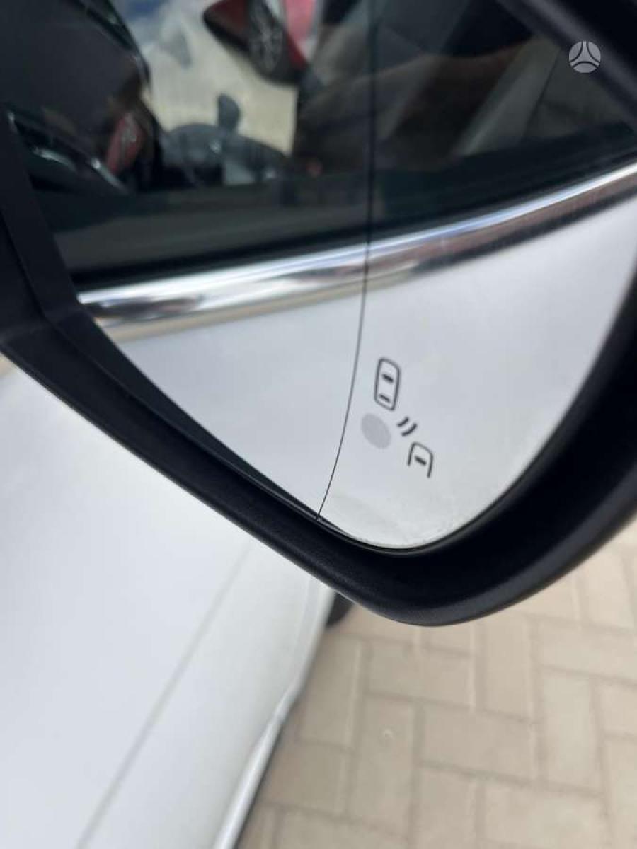 Balts Ford Grand C-MAX 2016 Tauragė, ar dzinēja tilpumu 1.00 L un nobraukumu 92 tūkst. km par 5900 €, foto 22 vietnē AUTOMOTO.COM.LV