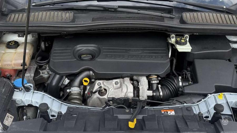 Balts Ford Grand C-MAX 2018 Ukmergė, ar dzinēja tilpumu 1.56 L un nobraukumu 230 tūkst. km par 4950 €, foto 18 vietnē AUTOMOTO.COM.LV