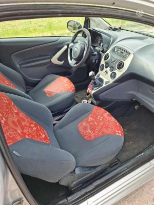Pelēks Ford KA 2009 Jurbarkas, ar dzinēja tilpumu 1.30 L un nobraukumu 234 tūkst. km par 1750 €, foto 7 vietnē AUTOMOTO.COM.LV