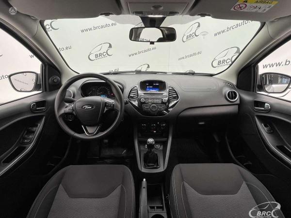 Grey Ford KA 2017 in Vilnius, with an engine capacity of 1.20 L and mileage of 84 thousand km for 6900 €, photo 4 on AUTOMOTO.COM.LV
