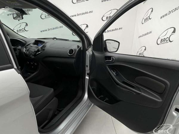Grey Ford KA 2017 in Vilnius, with an engine capacity of 1.20 L and mileage of 84 thousand km for 6900 €, photo 9 on AUTOMOTO.COM.LV