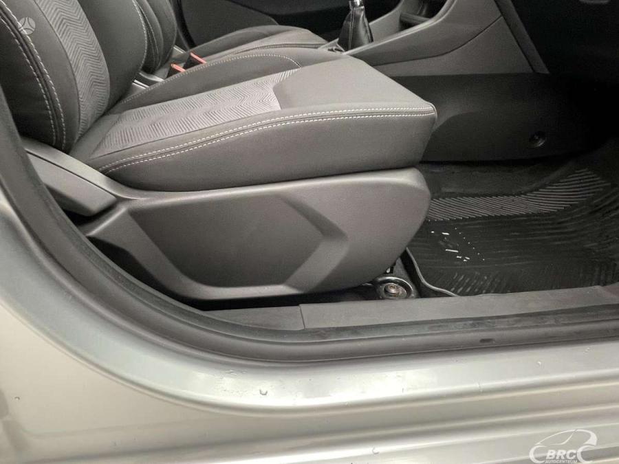 Grey Ford KA 2017 in Vilnius, with an engine capacity of 1.20 L and mileage of 84 thousand km for 6000 €, photo 8 on AUTOMOTO.COM.LV