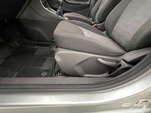 Grey Ford KA 2017 in Vilnius, with an engine capacity of 1.20 L and mileage of 84 thousand km for 6000 €, photo 23 on AUTOMOTO.COM.LV