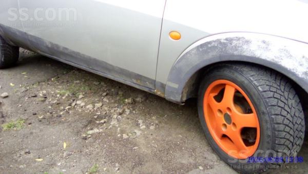 Ford KA 2001 in Riga, with an engine capacity of 1.30 L and mileage of 66 thousand km for 390 €, photo 3 on AUTOMOTO.COM.LV
