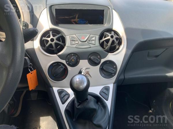 Yellow Ford KA 2009 in Riga, with an engine capacity of 1.20 L and mileage of 205 thousand km for 1990 €, photo 4 on AUTOMOTO.COM.LV