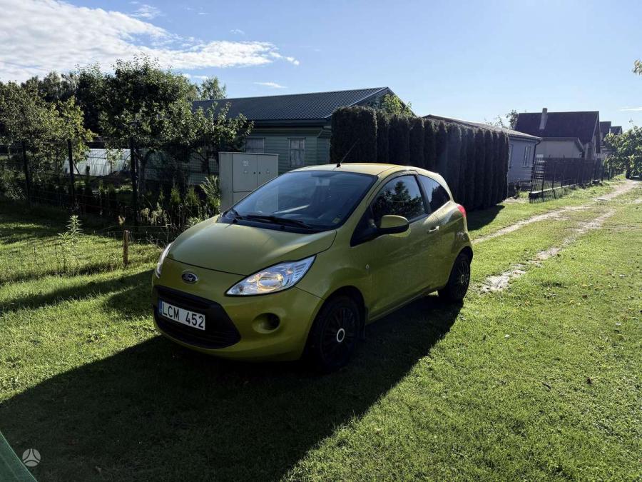 Yellow Ford KA 2014 in Siauliai, with an engine capacity of 1.10 L and mileage of 95 thousand km for 3350 €, photo 5 on AUTOMOTO.COM.LV