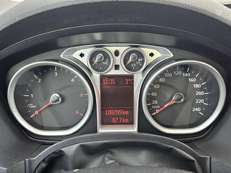 Melns Ford Kuga 2008 Klaipėda, ar dzinēja tilpumu 2.00 L un nobraukumu 180 tūkst. km par 5599 €, foto 11 vietnē AUTOMOTO.COM.LV