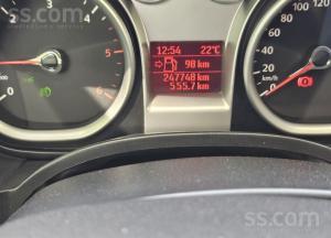 Black Ford Kuga 2008 in Riga, with an engine capacity of 2.00 L and mileage of 247 thousand km for 5870 €, photo 17 on AUTOMOTO.COM.LV