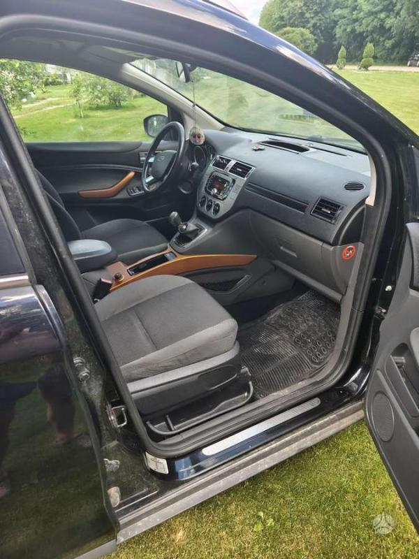 Melns Ford Kuga 2008 Ignalina, ar dzinēja tilpumu 2.00 L un nobraukumu 260 tūkst. km par 4200 €, foto 5 vietnē AUTOMOTO.COM.LV