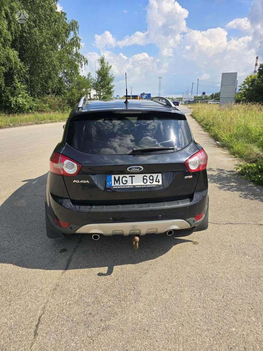 Black Ford Kuga 2008 in Panevezys, with an engine capacity of 2.00 L and mileage of 254 thousand km for 3600 €, photo 4 on AUTOMOTO.COM.LV