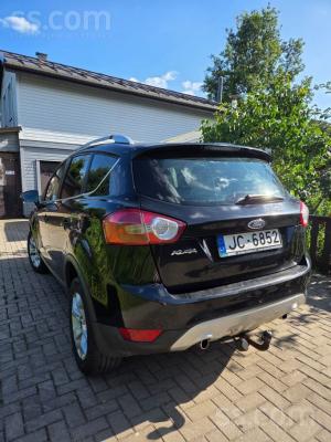 Black Ford Kuga 2008 in Kuldiga, with an engine capacity of 2.00 L and mileage of 330 thousand km for 4250 €, photo 4 on AUTOMOTO.COM.LV