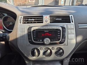 Black Ford Kuga 2008 in Kuldiga, with an engine capacity of 2.00 L and mileage of 330 thousand km for 4250 €, photo 7 on AUTOMOTO.COM.LV