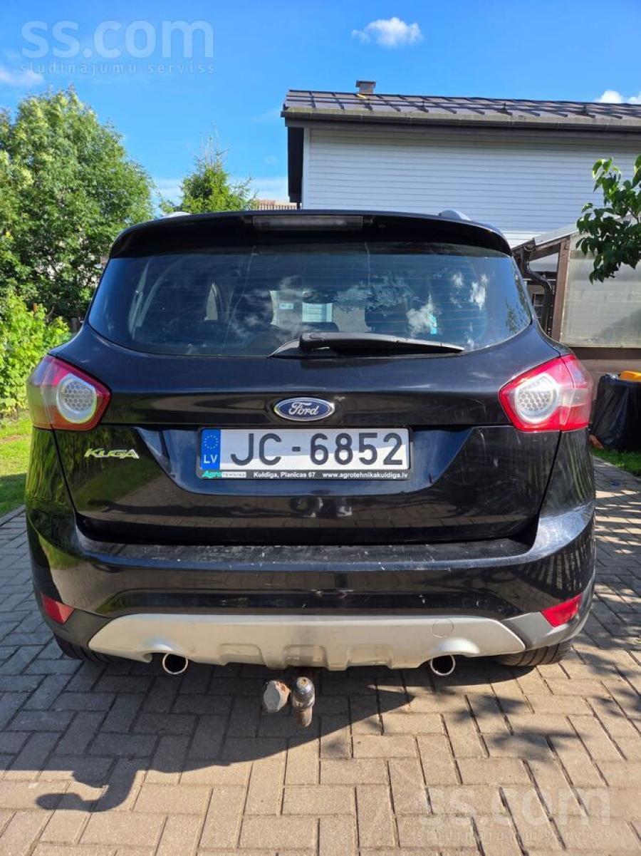Black Ford Kuga 2008 in Kuldiga, with an engine capacity of 2.00 L and mileage of 330 thousand km for 4250 €, photo 9 on AUTOMOTO.COM.LV
