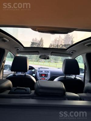 Black Ford Kuga 2008 in Riga, with an engine capacity of 2.00 L and mileage of 303 thousand km for 5500 €, photo 9 on AUTOMOTO.COM.LV