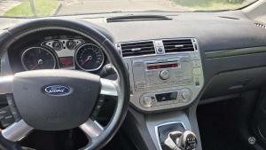 Black Ford Kuga 2008 in Vilnius, with an engine capacity of 2.00 L and mileage of 238 thousand km for 3200 €, photo 13 on AUTOMOTO.COM.LV
