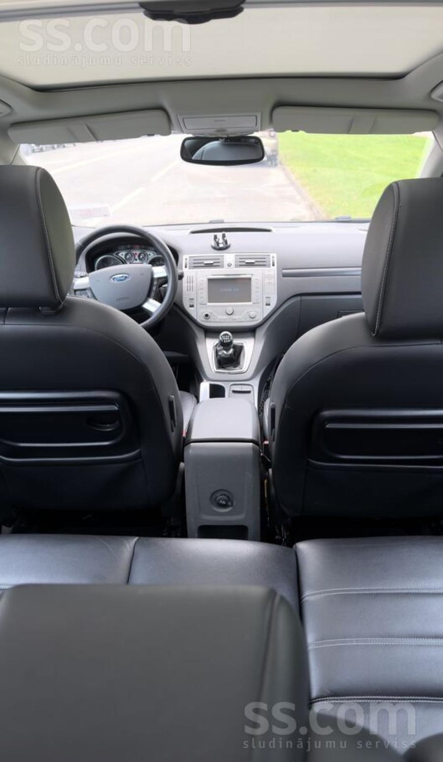 Black Ford Kuga 2008 in Riga, with an engine capacity of 2.00 L and mileage of 266 thousand km for 4300 €, photo 6 on AUTOMOTO.COM.LV
