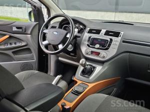 Black Ford Kuga 2008 in Riga, with an engine capacity of 2.00 L and mileage of 247 thousand km for 5470 €, photo 8 on AUTOMOTO.COM.LV