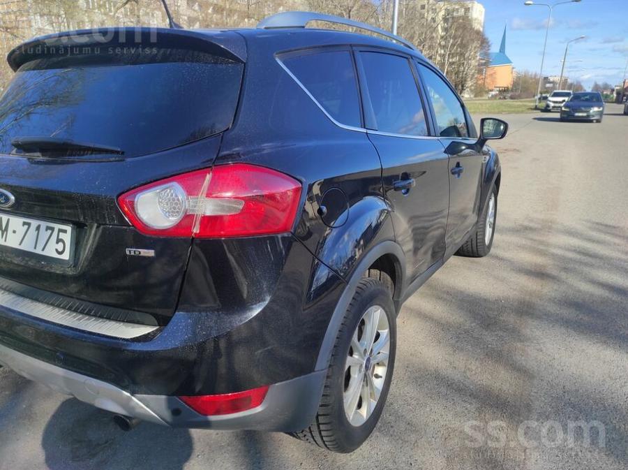 Melns Ford Kuga 2009 Rīga, ar dzinēja tilpumu 2.00 L un nobraukumu 197 tūkst. km par 6970 €, foto 2 vietnē AUTOMOTO.COM.LV
