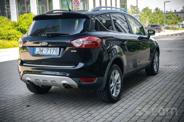 Black Ford Kuga 2009 in Riga, with an engine capacity of 2.00 L and mileage of 197 thousand km for 4990 €, photo 4 on AUTOMOTO.COM.LV