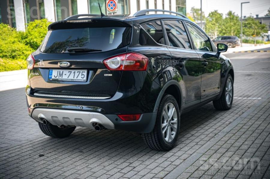 Black Ford Kuga 2009 in Riga, with an engine capacity of 2.00 L and mileage of 197 thousand km for 4990 €, photo 4 on AUTOMOTO.COM.LV