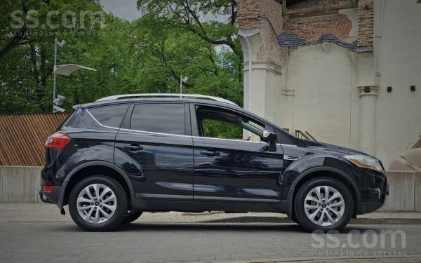 Melns Ford Kuga 2009 Jelgava, ar dzinēja tilpumu 2.00 L un nobraukumu 250 tūkst. km par 5990 €, foto 5 vietnē AUTOMOTO.COM.LV