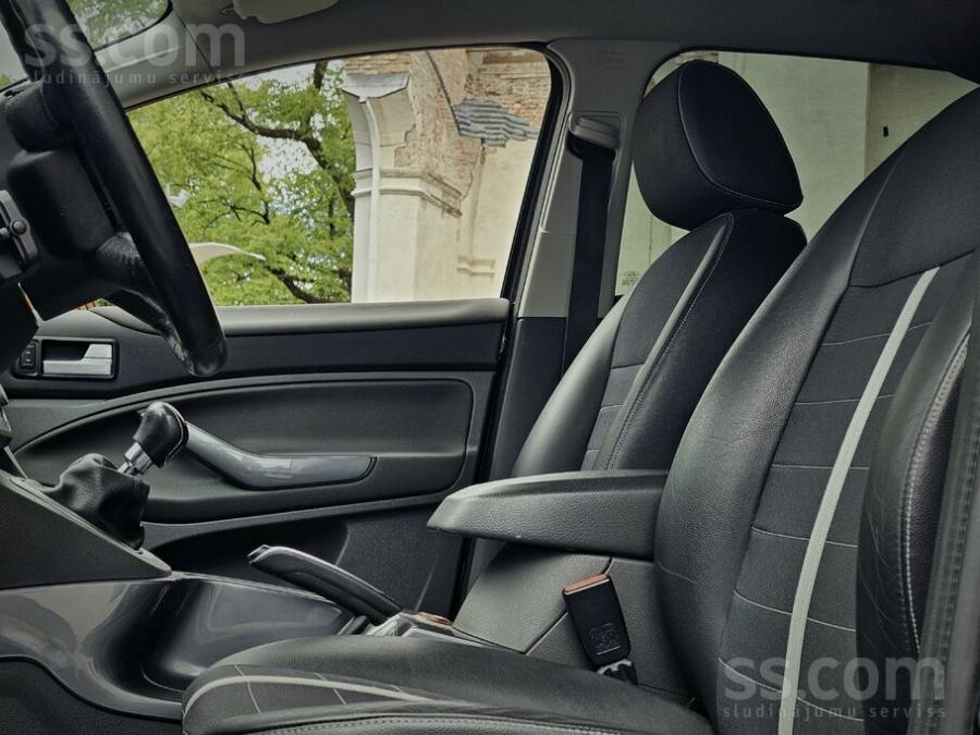 Melns Ford Kuga 2009 Jelgava, ar dzinēja tilpumu 2.00 L un nobraukumu 250 tūkst. km par 5990 €, foto 13 vietnē AUTOMOTO.COM.LV