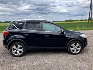 Black Ford Kuga 2009 in Talsi, with an engine capacity of 2.00 L and mileage of 283 thousand km for 5999 €, photo 3 on AUTOMOTO.COM.LV