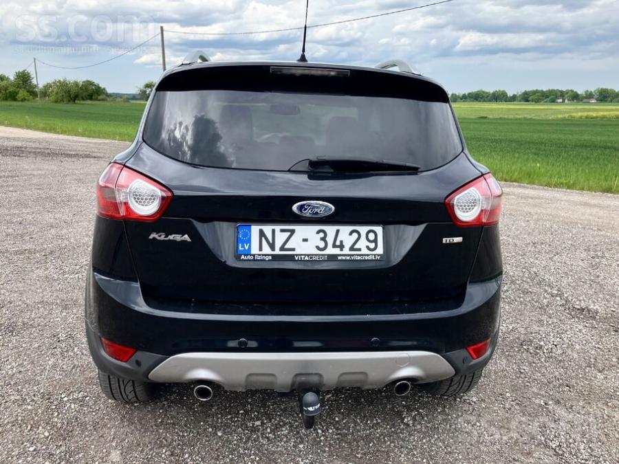 Black Ford Kuga 2009 in Talsi, with an engine capacity of 2.00 L and mileage of 283 thousand km for 5999 €, photo 5 on AUTOMOTO.COM.LV