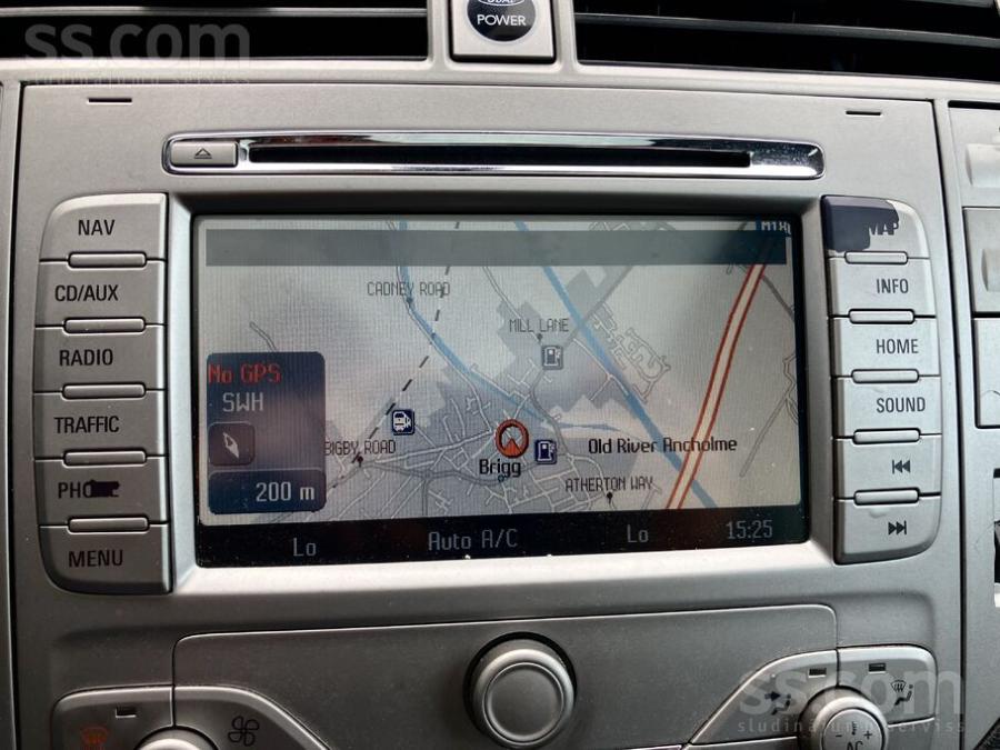 Black Ford Kuga 2009 in Talsi, with an engine capacity of 2.00 L and mileage of 283 thousand km for 5999 €, photo 14 on AUTOMOTO.COM.LV