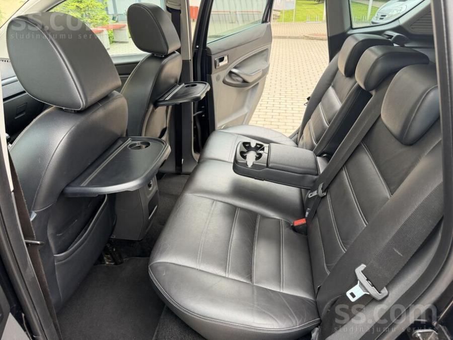 Black Ford Kuga 2009 in Riga, with an engine capacity of 2.00 L and mileage of 229 thousand km for 5950 €, photo 18 on AUTOMOTO.COM.LV