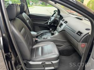 Black Ford Kuga 2009 in Riga, with an engine capacity of 2.00 L and mileage of 229 thousand km for 5950 €, photo 19 on AUTOMOTO.COM.LV