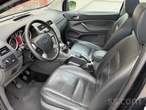 Black Ford Kuga 2009 in Riga, with an engine capacity of 2.00 L and mileage of 229 thousand km for 5950 €, photo 20 on AUTOMOTO.COM.LV