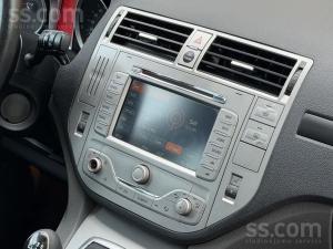 Black Ford Kuga 2009 in Riga, with an engine capacity of 2.00 L and mileage of 229 thousand km for 5950 €, photo 25 on AUTOMOTO.COM.LV