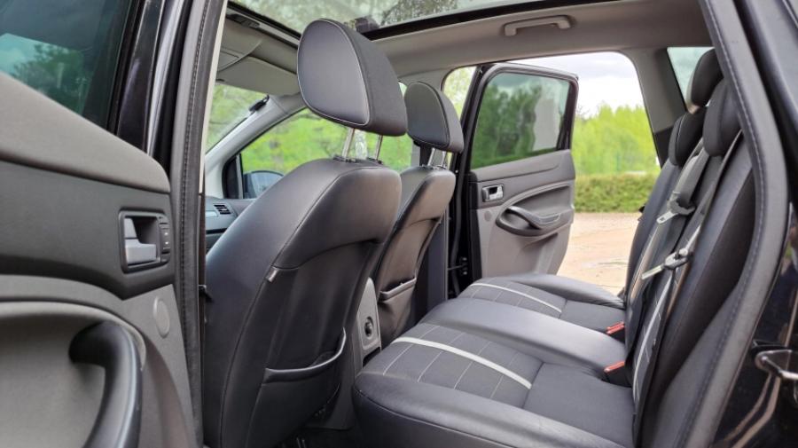Melns Ford Kuga 2009 Rīga, ar dzinēja tilpumu 2.00 L un nobraukumu 193 tūkst. km par 6490 €, foto 10 vietnē AUTOMOTO.COM.LV