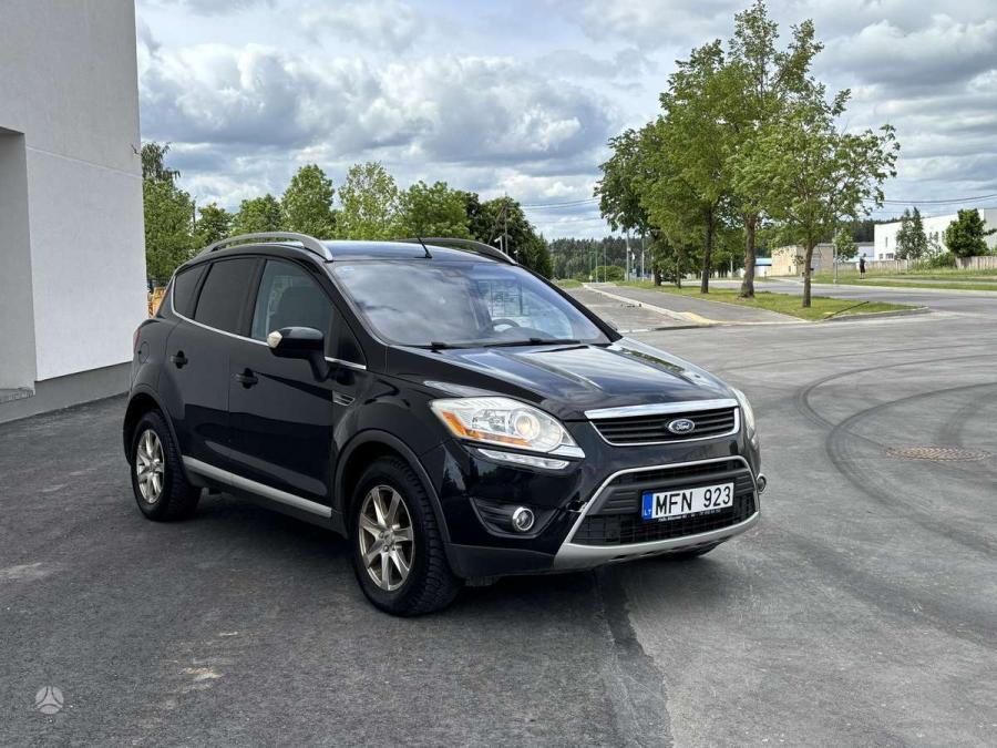 Melns Ford Kuga 2009 Mažeikiai, ar dzinēja tilpumu 2.00 L un nobraukumu 336 tūkst. km par 1900 €, foto 3 vietnē AUTOMOTO.COM.LV
