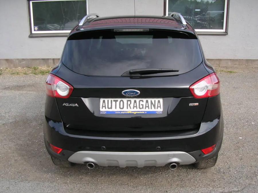 Black Ford Kuga 2009 in Sigulda, with an engine capacity of 2.00 L and mileage of 215 thousand km for 7250 €, photo 7 on AUTOMOTO.COM.LV
