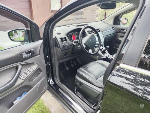 Black Ford Kuga 2009 in Taurage, with an engine capacity of 2.00 L and mileage of 247 thousand km for 4999 €, photo 9 on AUTOMOTO.COM.LV