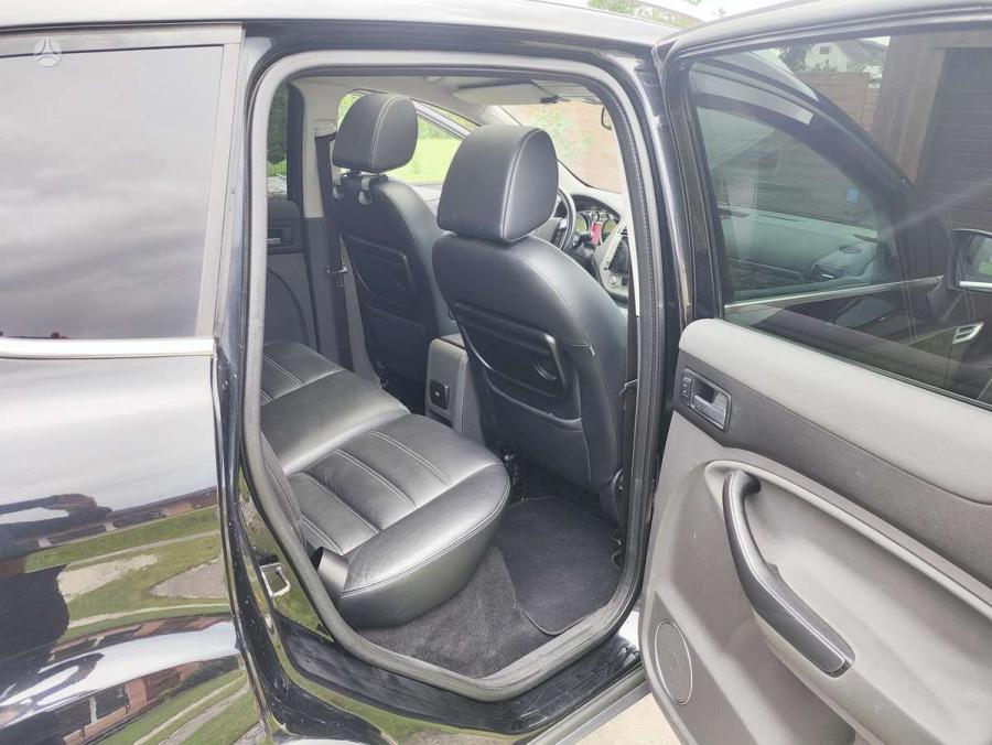 Melns Ford Kuga 2009 Tauragė, ar dzinēja tilpumu 2.00 L un nobraukumu 247 tūkst. km par 4999 €, foto 13 vietnē AUTOMOTO.COM.LV