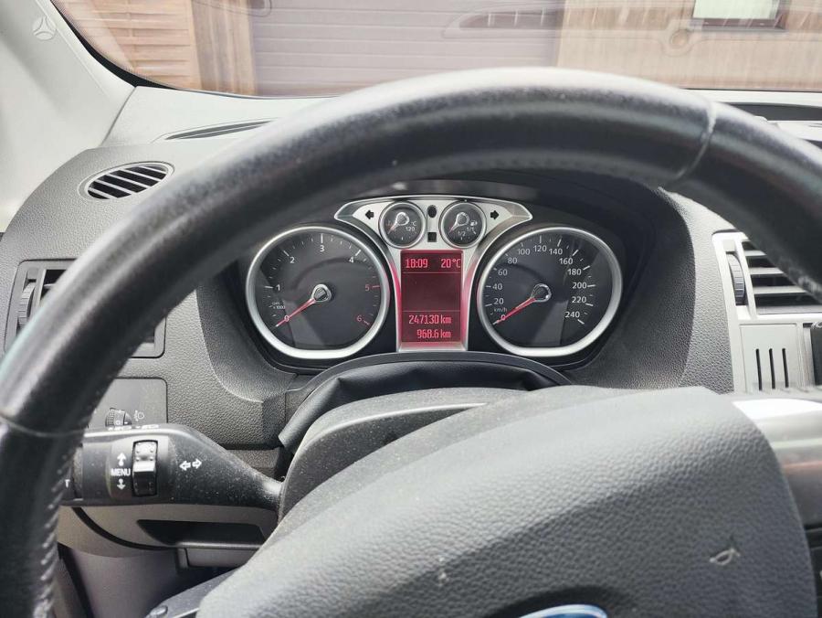 Melns Ford Kuga 2009 Tauragė, ar dzinēja tilpumu 2.00 L un nobraukumu 247 tūkst. km par 4999 €, foto 16 vietnē AUTOMOTO.COM.LV