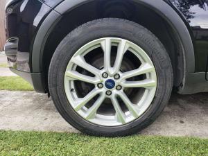 Melns Ford Kuga 2009 Tauragė, ar dzinēja tilpumu 2.00 L un nobraukumu 247 tūkst. km par 4999 €, foto 18 vietnē AUTOMOTO.COM.LV