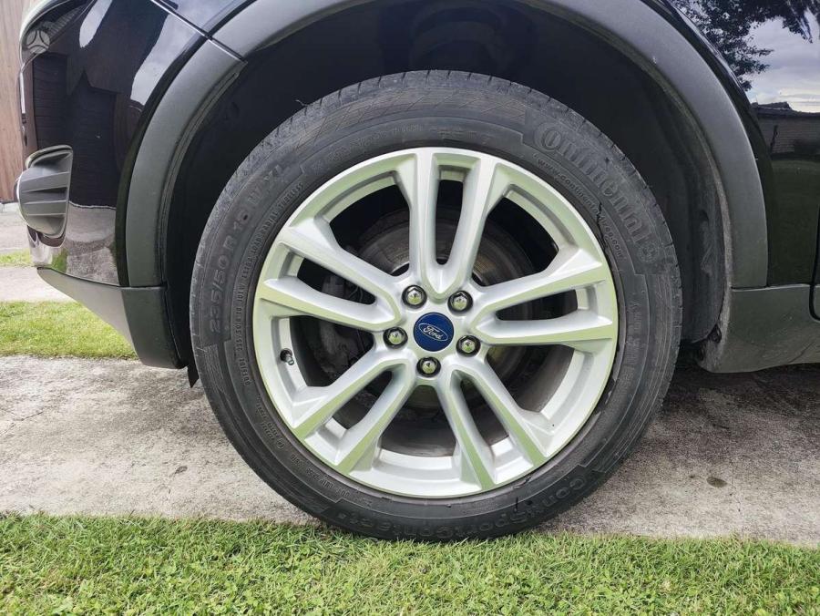 Melns Ford Kuga 2009 Tauragė, ar dzinēja tilpumu 2.00 L un nobraukumu 247 tūkst. km par 4999 €, foto 18 vietnē AUTOMOTO.COM.LV