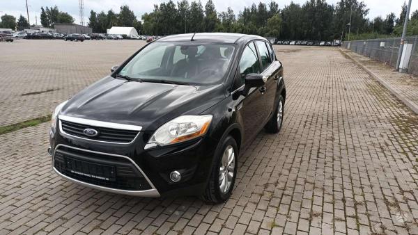 Ford Kuga 2009 Marijampole vietnē Melns Ford Kuga 2009 Marijampole, ar dzinēja tilpumu 2.00 L un nobraukumu 180 tūkst. km par 4700 €, foto 1 vietnē AUTOMOTO.COM.LV