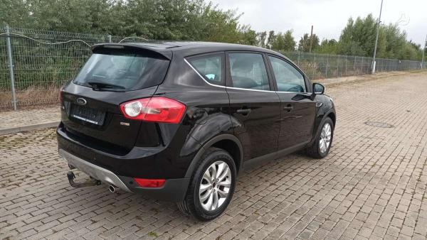 Ford Kuga 2009 Marijampole vietnē Melns Ford Kuga 2009 Marijampole, ar dzinēja tilpumu 2.00 L un nobraukumu 180 tūkst. km par 4700 €, foto 5 vietnē AUTOMOTO.COM.LV
