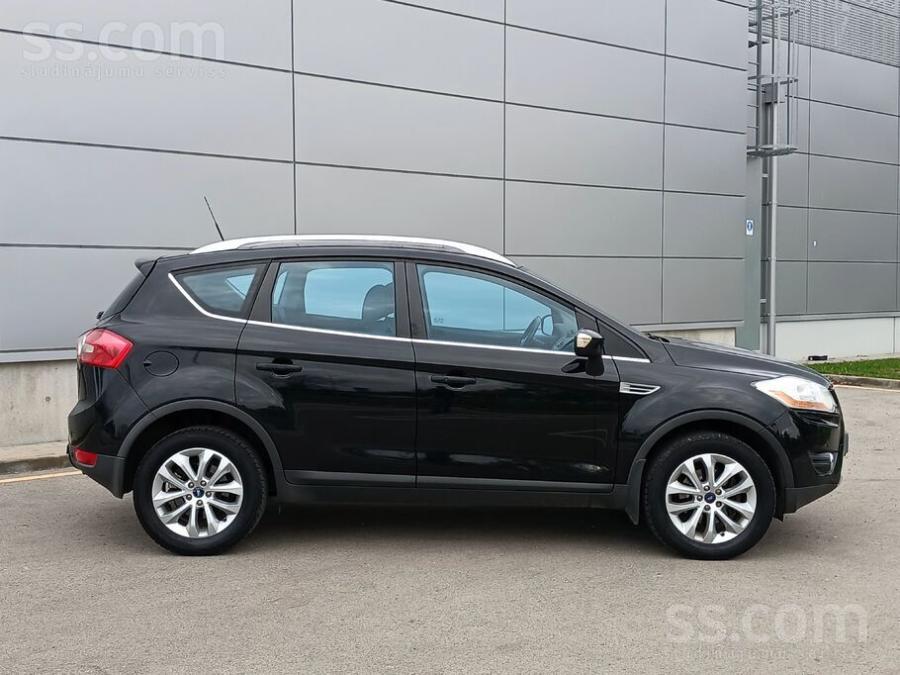 Melns Ford Kuga 2009 Rīga, ar dzinēja tilpumu 2.00 L un nobraukumu 266 tūkst. km par 4590 €, foto 3 vietnē AUTOMOTO.COM.LV