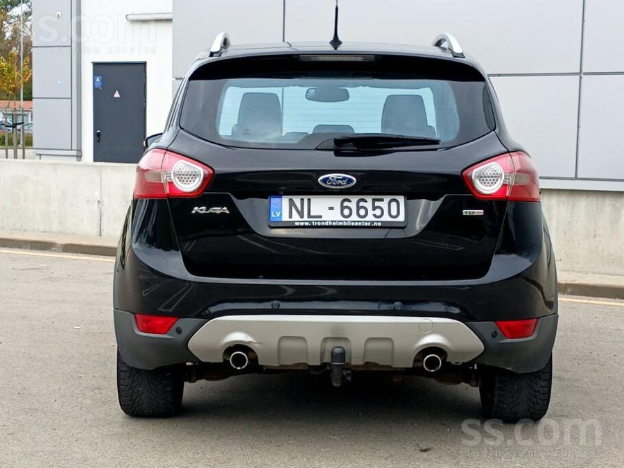 Melns Ford Kuga 2009 Rīga, ar dzinēja tilpumu 2.00 L un nobraukumu 266 tūkst. km par 4590 €, foto 9 vietnē AUTOMOTO.COM.LV
