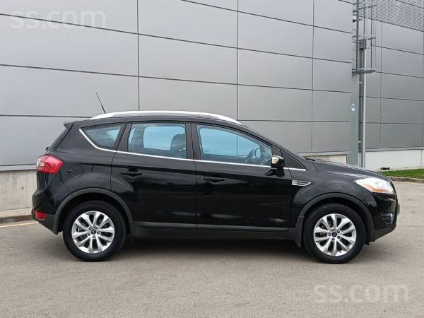 Black Ford Kuga 2009 in Riga, with an engine capacity of 2.00 L and mileage of 266 thousand km for 4590 €, photo 3 on AUTOMOTO.COM.LV
